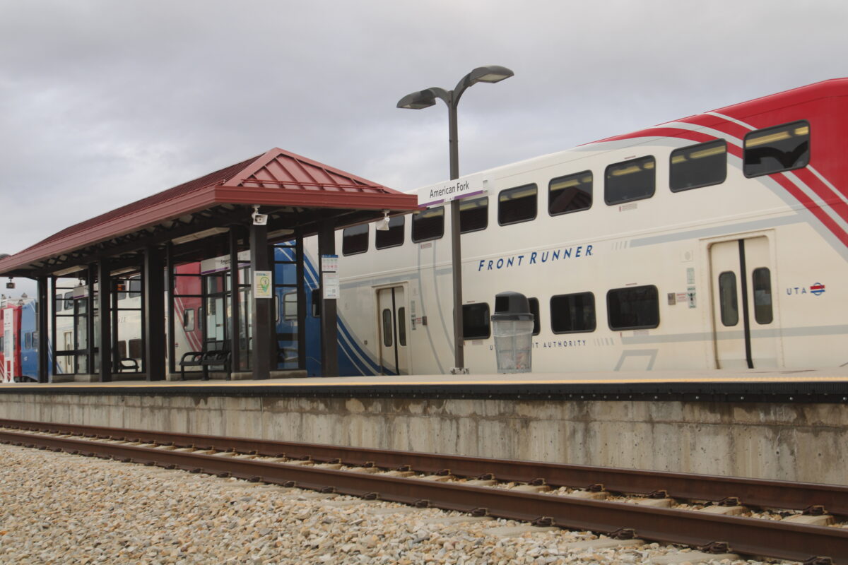 Pedestrian dies after being hit by FrontRunner train in Orem, prompting ...